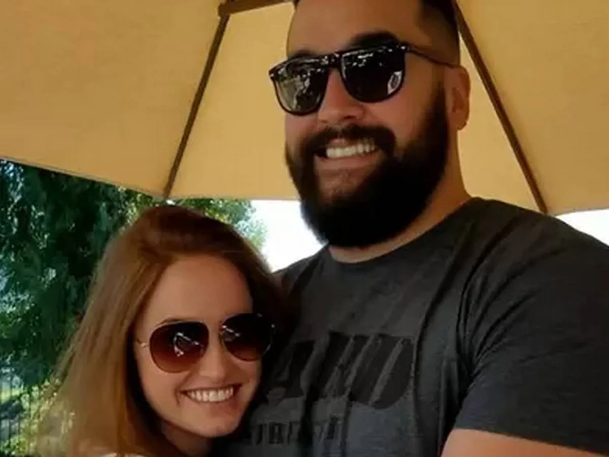 Ex-jogador da NFL processa ex-mulher após revelar tamanho do pênis ...